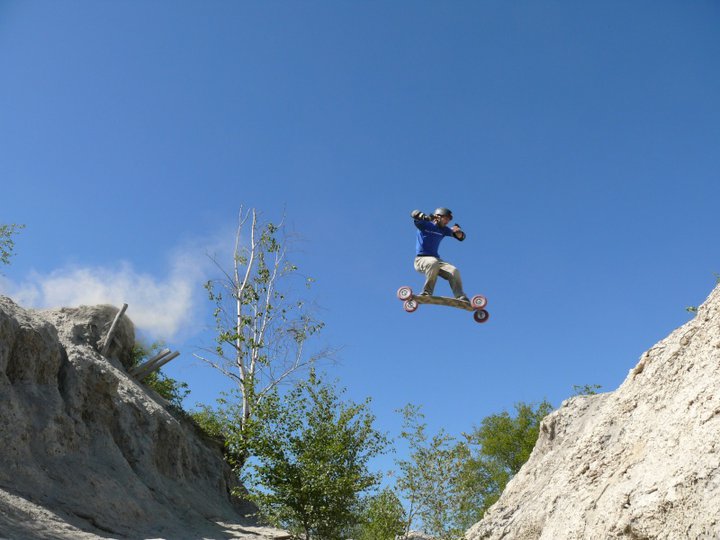 Le Mountainboard, c'est quoi ? Découvrez L.A Mountainboard
